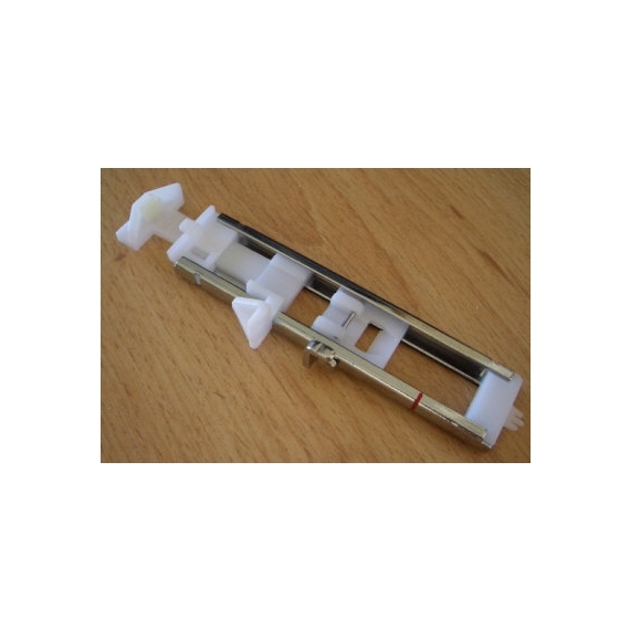 Automatic Singer Futura Button Hole Foot - Sewing Machine Sales