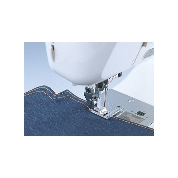 Brother Stitch Guide Foot for Perfect Parallel Seams (F035N) - Sewing ...